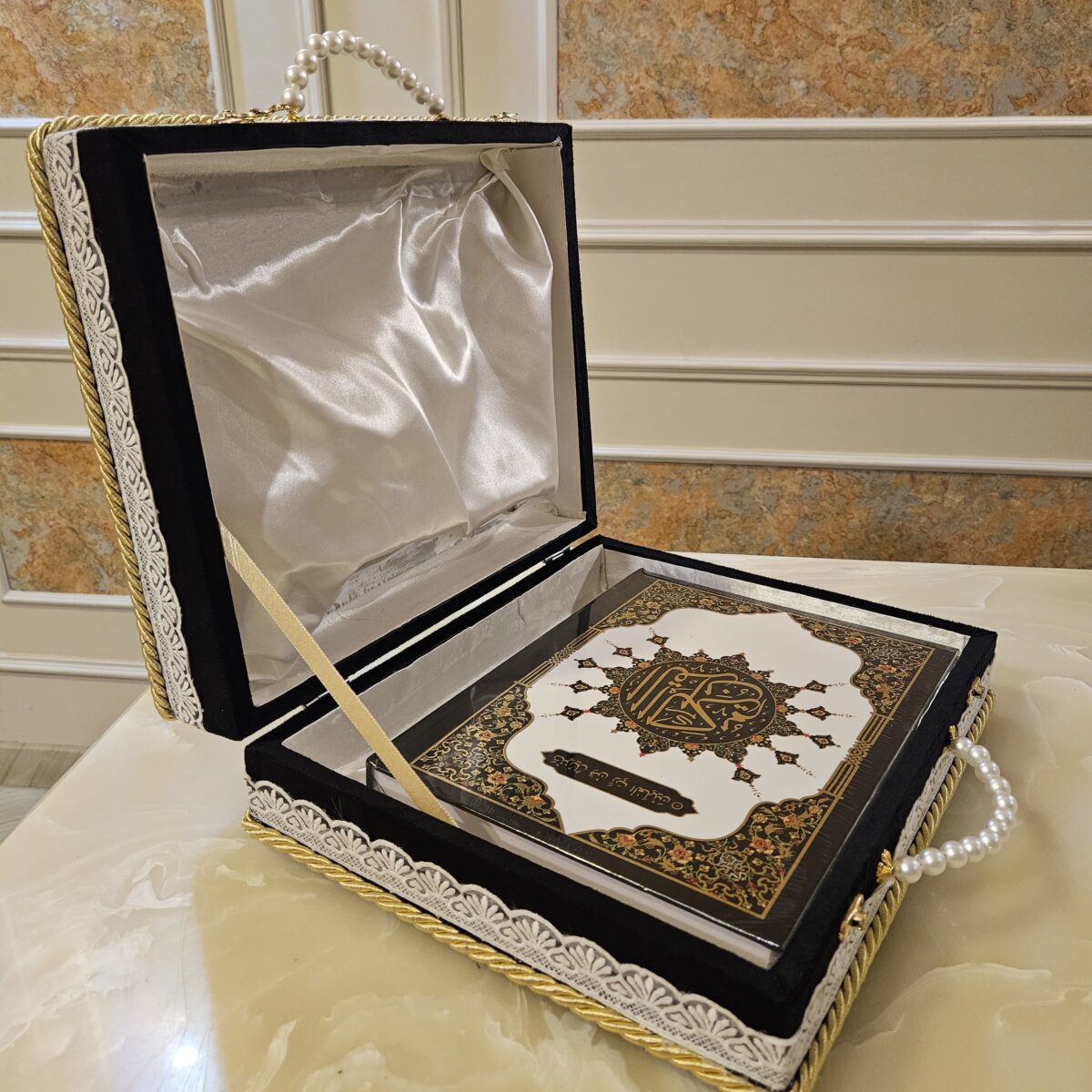 Premium Large Size Quran With Premium Box - Yusufi Publishers